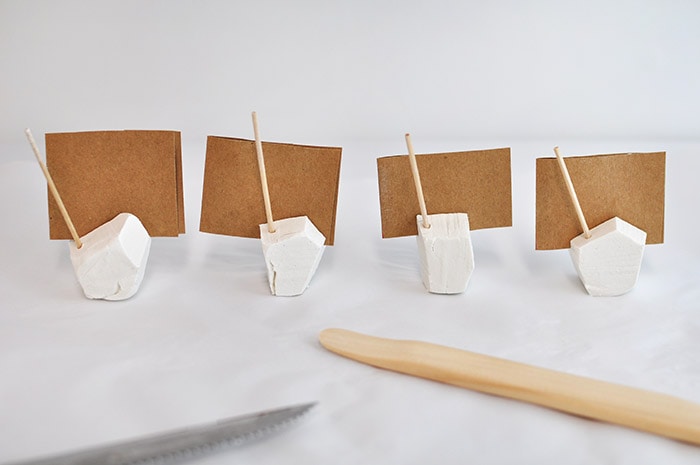 DIY Geometric Clay Place Card Holders | Design*Sponge | Bloglovin’