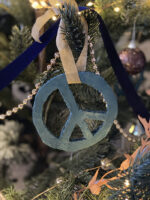 How to make Cardboard Peace Sign Ornaments - Delineate Your Dwelling