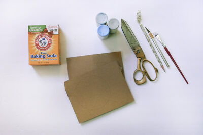 How to make Cardboard Peace Sign Ornaments - Delineate Your Dwelling