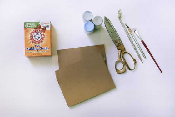 How to make Cardboard Peace Sign Ornaments - Delineate Your Dwelling