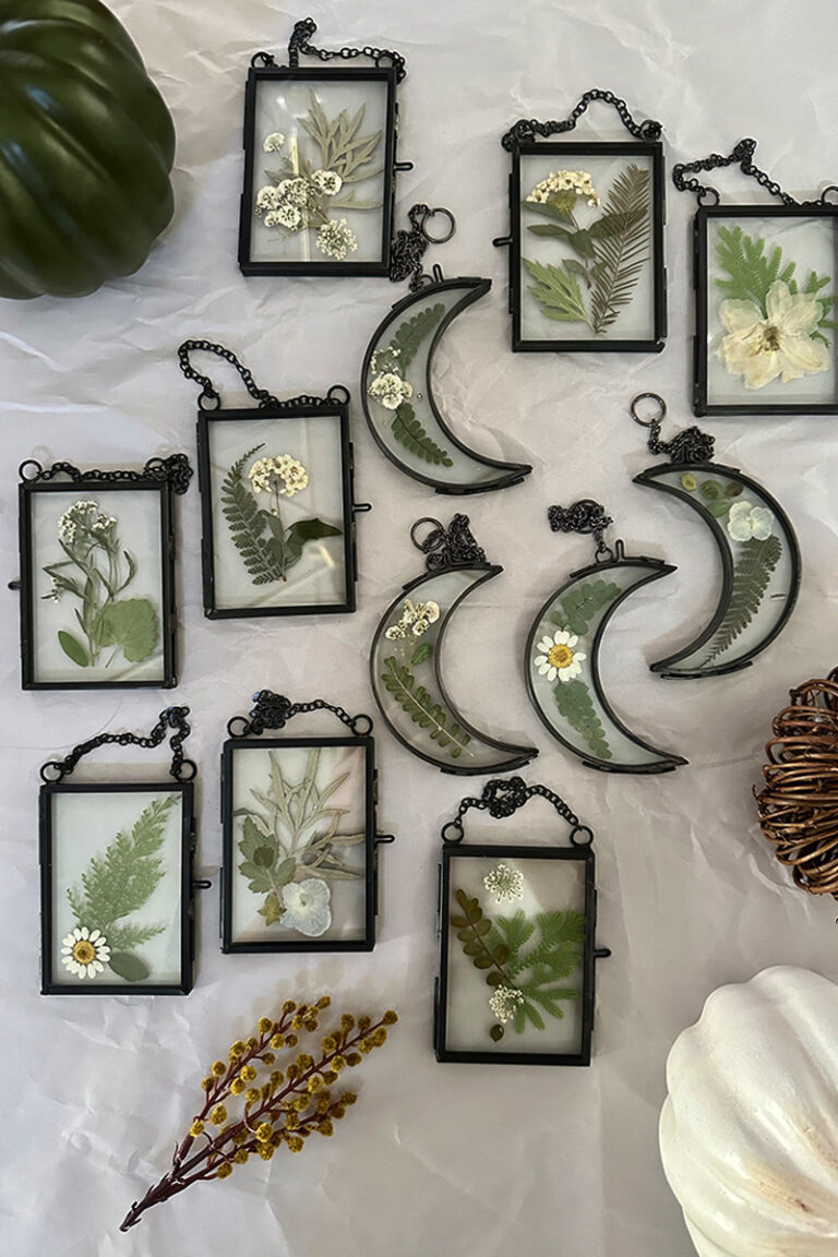 Pressed Leaf Frames - Delineate Your Dwelling