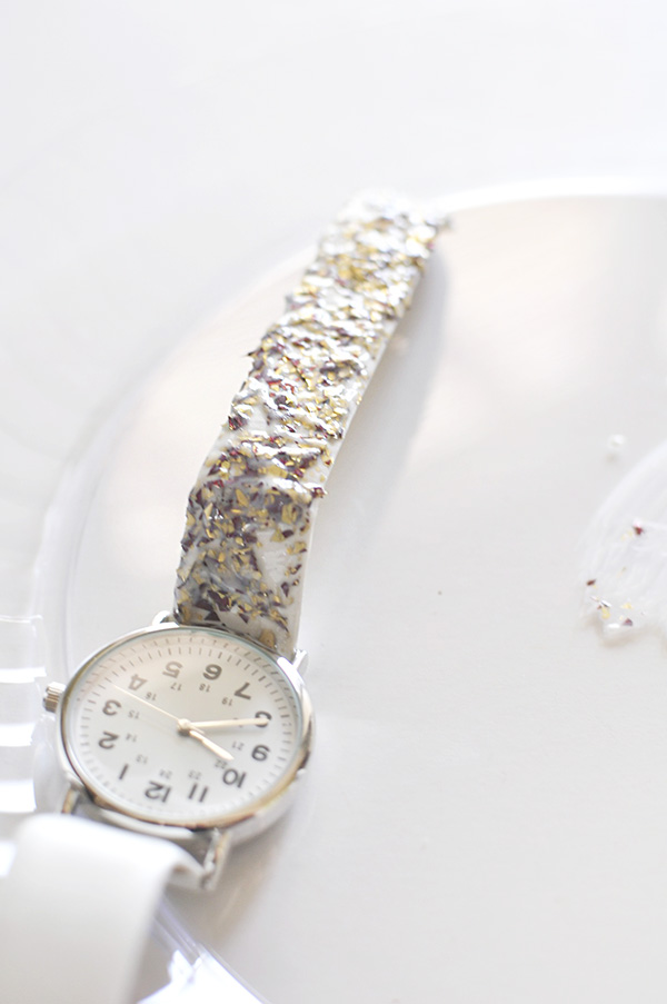 DIY Glitter Watch