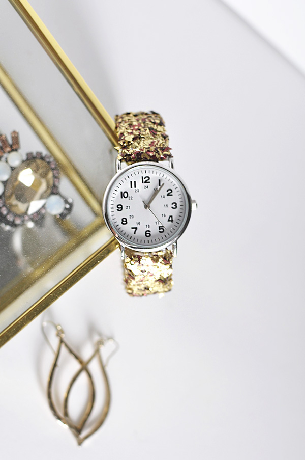 DIY Glitter Watch