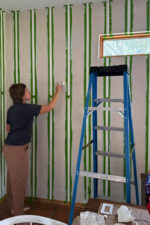 How to paint stripes on your walls - Delineate Your Dwelling