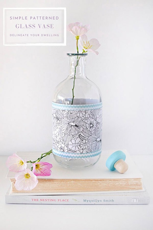 Simple Patterned Glass Vase