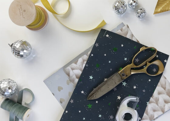 Make a Gift Bag from Wrapping Paper - Delineate Your Dwelling